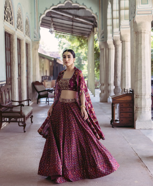 Buy Trendy Lehenga Sets For Women & Girls Online